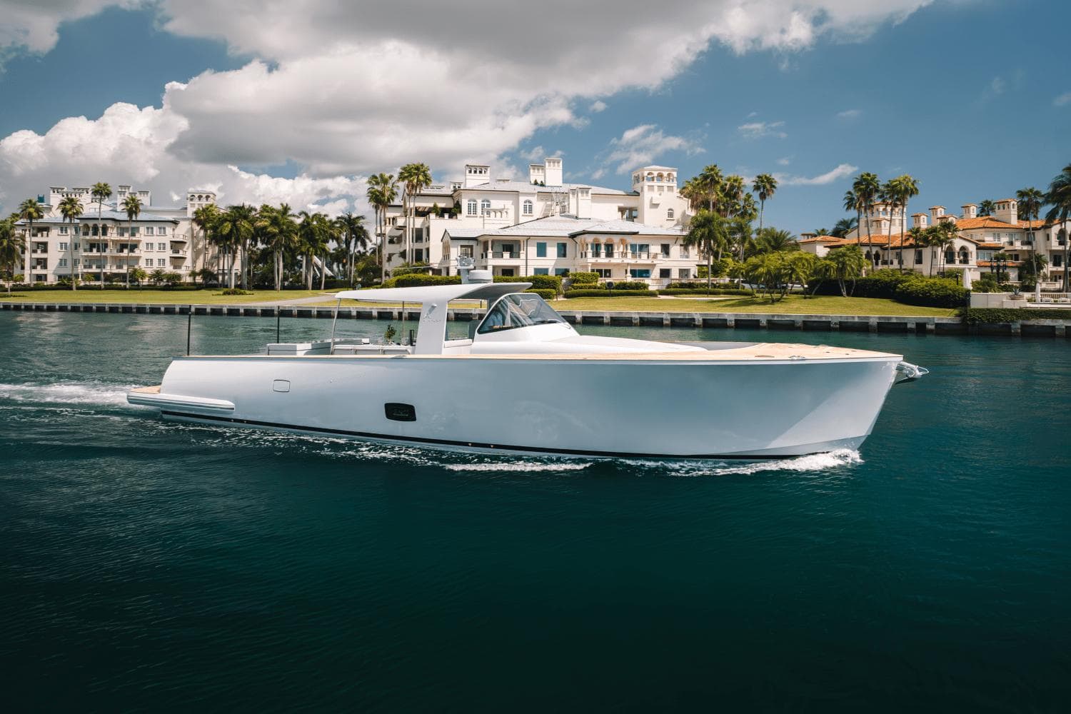 Our Fleet | Breezo Marine