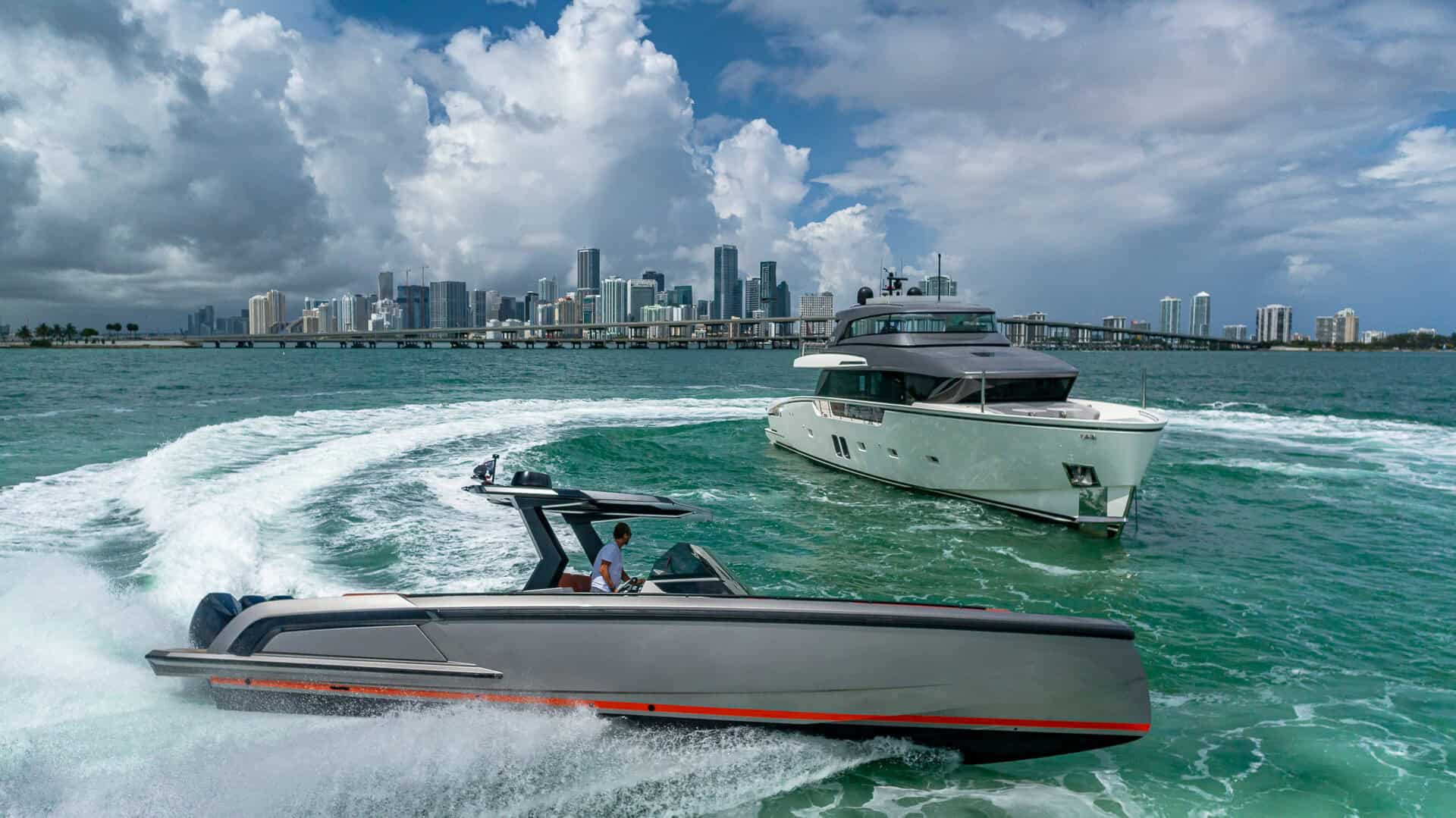 How Much Does It Cost to Charter a Yacht in Miami?